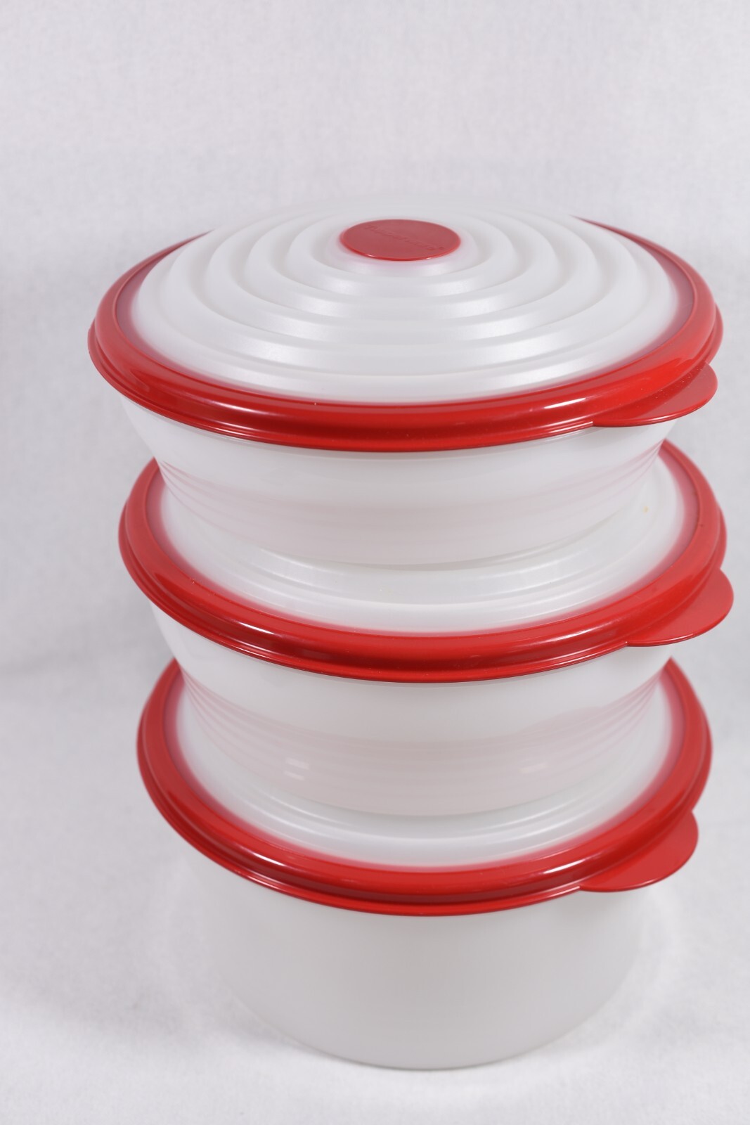 Set of 3 Tupperware Stuffables Bowls Containers (4,6,8 Cup) Red ...