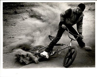 LAE3 1982 Original Garry A. Watson Photo SO-CAL BMX BIKER BRAKE SLIDE ...