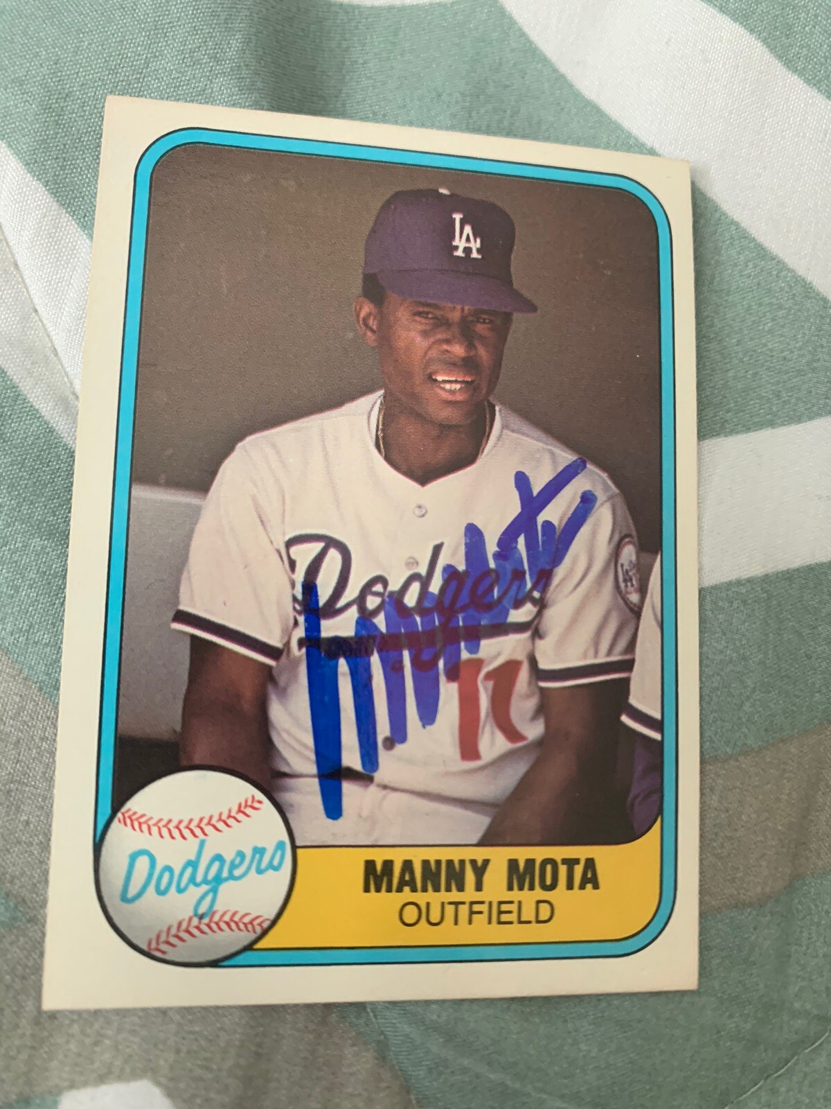 Manny Mota autographed 1981 Fleer baseball card #141 | eBay
