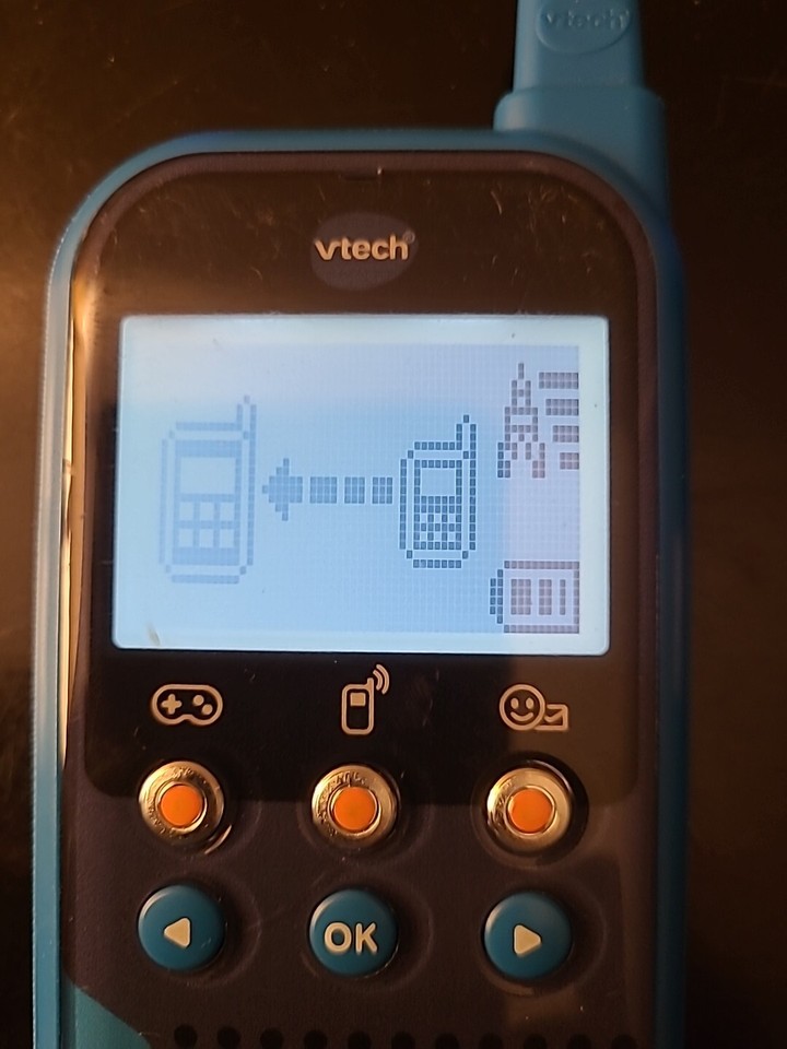 VTech KidiGo Walkie Talkies, Two-Way Radio for 4-9 Year Old kids 500ft ...