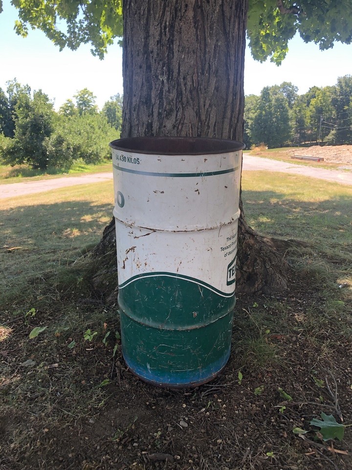 Vintage TEXACO OIL BARREL advertising metal trash can steel waste green ...
