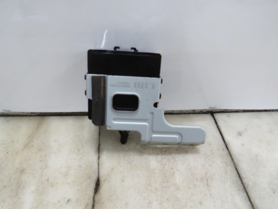 12-13 Hyundai Veloster TPMS Control Module Thru 10/17/13 RH Dash OEM ...