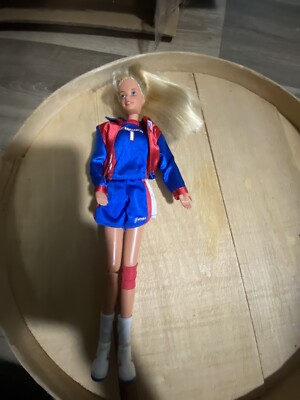 1993 WNBA Basketball Star Barbie doll #20205 Malaysia blue red uniform ...