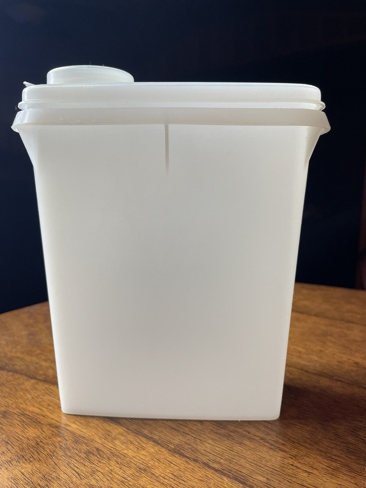 Tupperware Store N' Pour Cereal Container 4 Cup 499 w Flip Lid Vintage ...