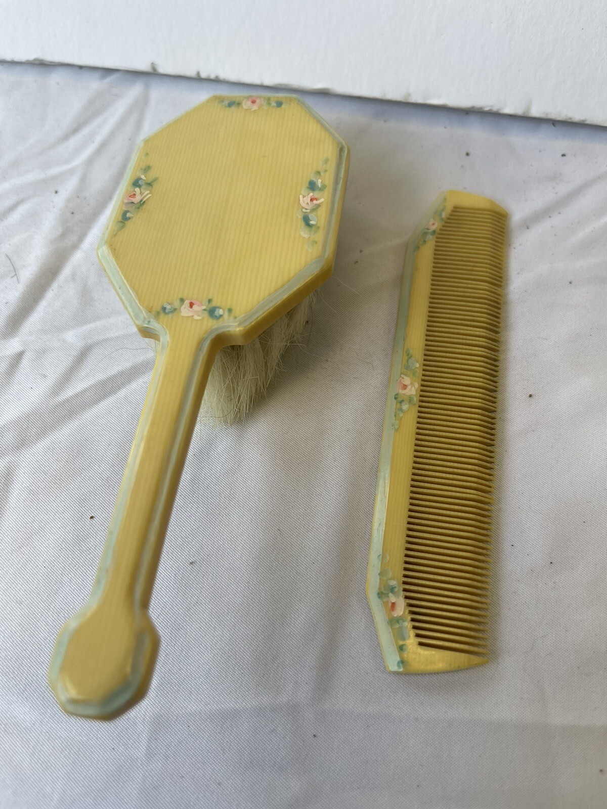 Vtg Baby Art Deco Celluloid Bakelite Brush And Comb/Cream Floral 5 3/8 ...