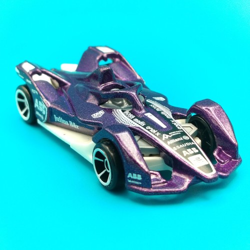 Hot Wheels Formula E GEN 2 Tag Heuer Hugo Boss Race Car Julius Bar ...