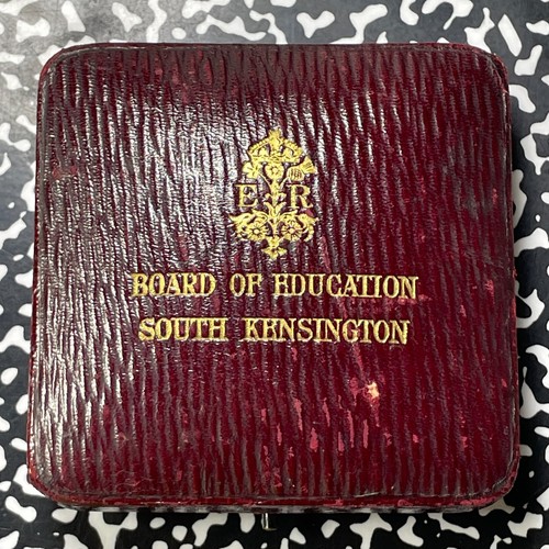 1908 G.B. Edward VII South Kensington Board Of Education Award Medal ...