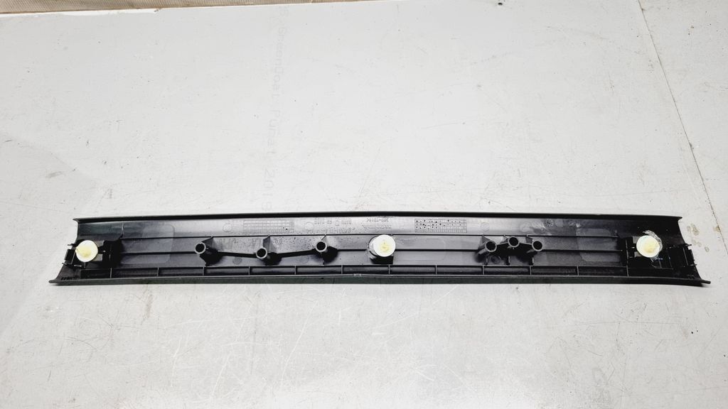 2021 Honda CR-V RW Front right sill trim cover 84201-TLA-A01ZA OEM | eBay