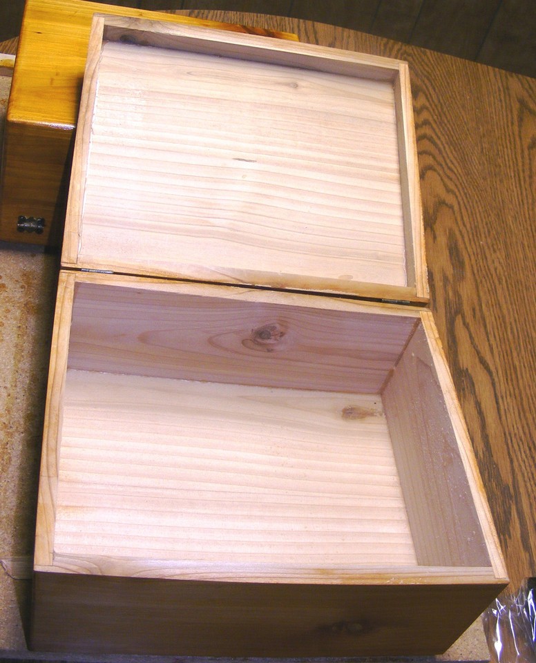 Large Cedar Keepsake or Hobby Box - Treasure Box - Size 9.75 x 8 x 5 ...