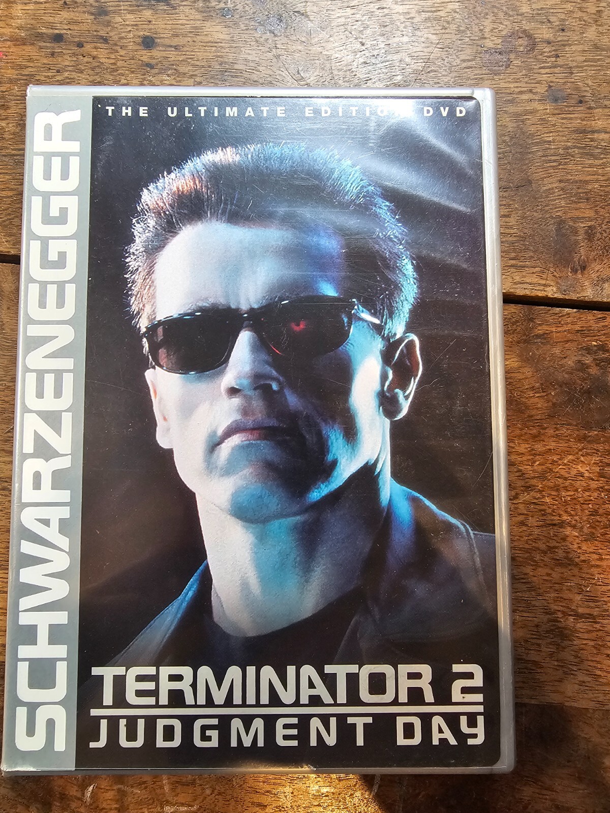 Terminator 2 Ultimate Edition DVD 2 Chrome Case & DVD | eBay