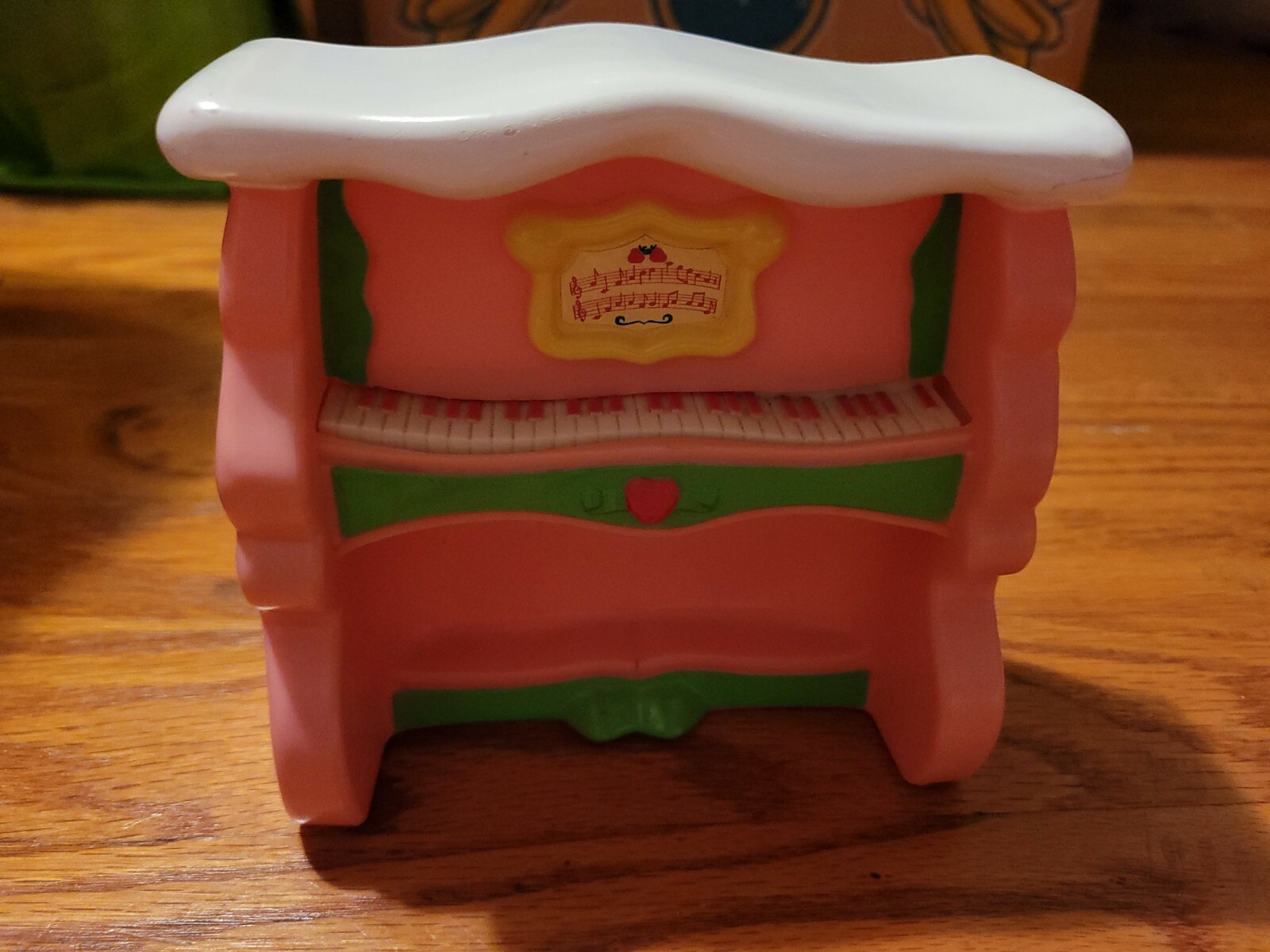 Vintage Strawberry Shortcake Berry Happy Home BHH Berry Fancy Fun Room ...
