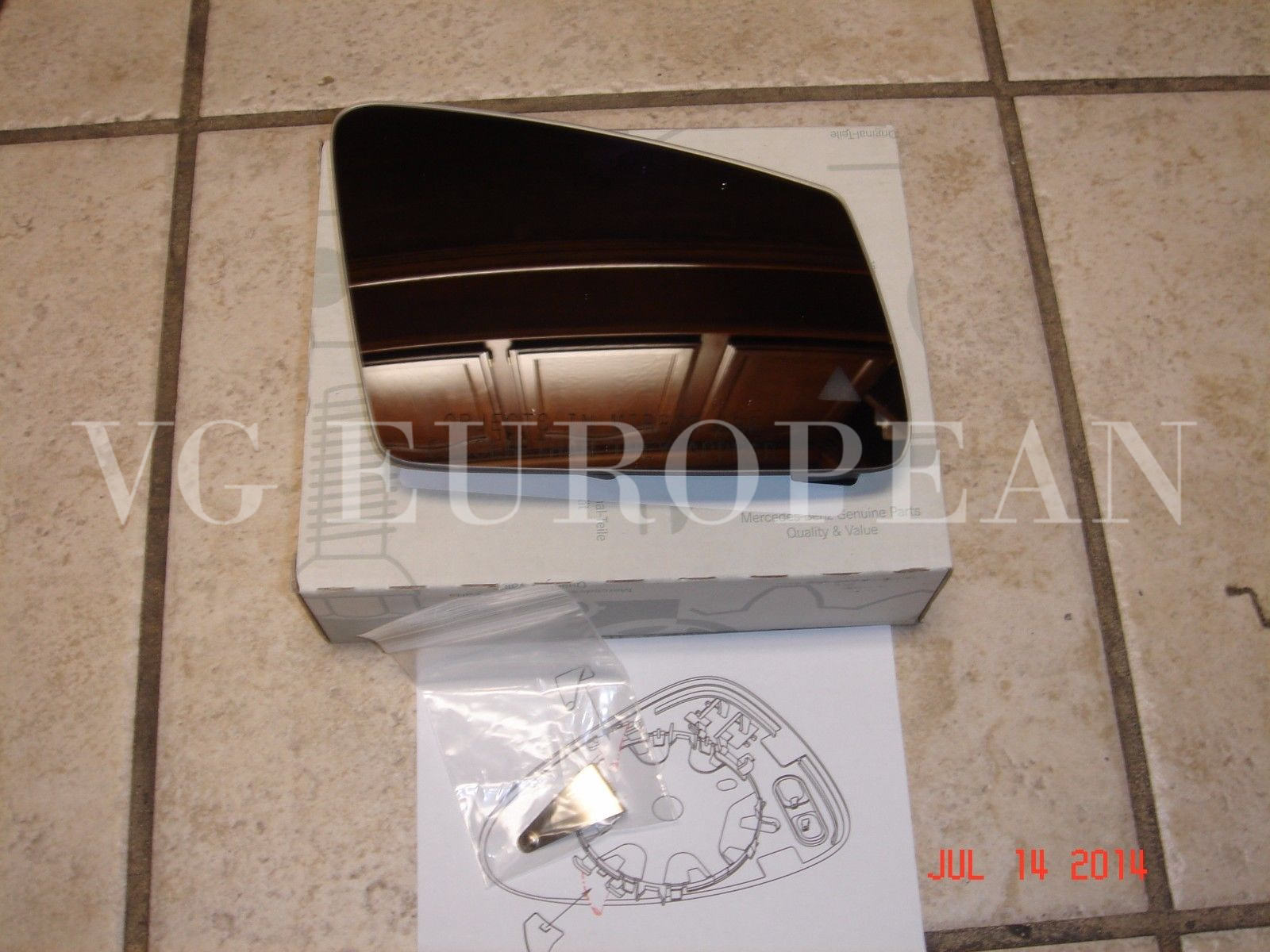 Mercedes-Benz C CL S CLS E Class Genuine Right Mirror Glass 2128101421 ...