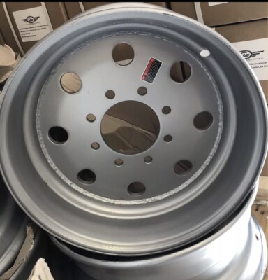 WAG Trailer Wheel 17.5 x 6.75 Hub Piloted 8H-6.50, Silver | eBay