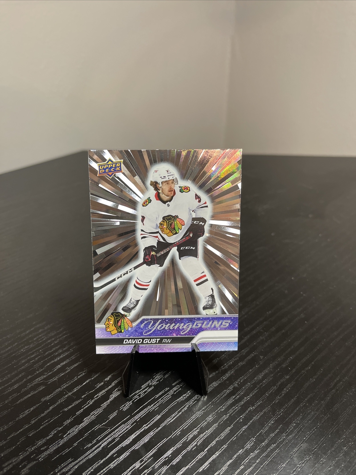 Blackhawks David Gust Outburst Young Gun UD 23-24 Series 1 #218 | eBay