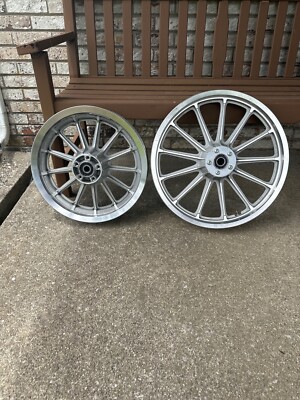 Harley-Davidson 2004 Dyna Super Glide Mag Wheels 13 spoke 19x2.15 16x3 ...