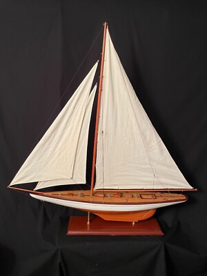 Model Ships - Americas Cup Model