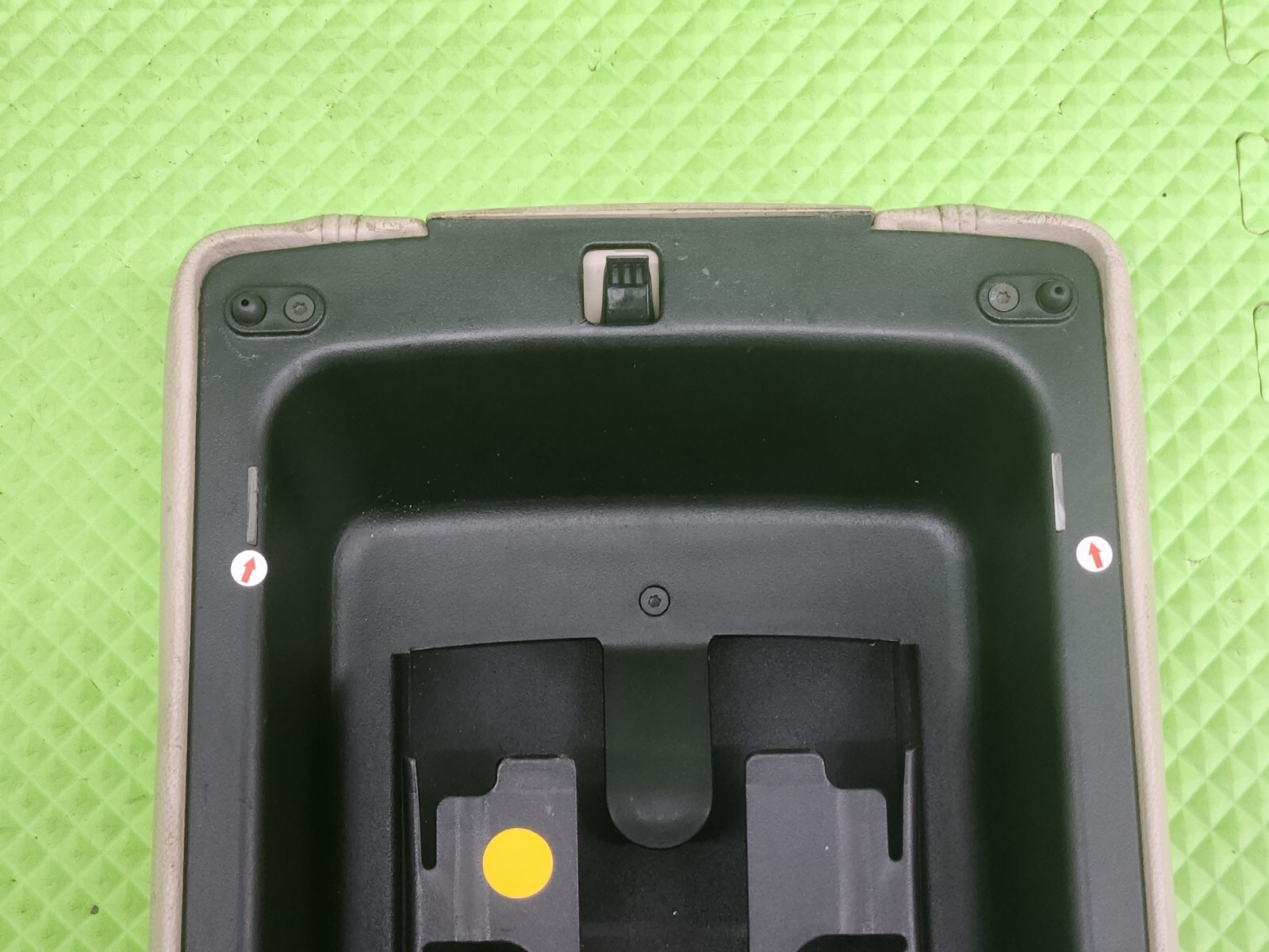 2007-2014 Ford Expedition Center Console Cover Armrest Lid LIGHT GRAY ...