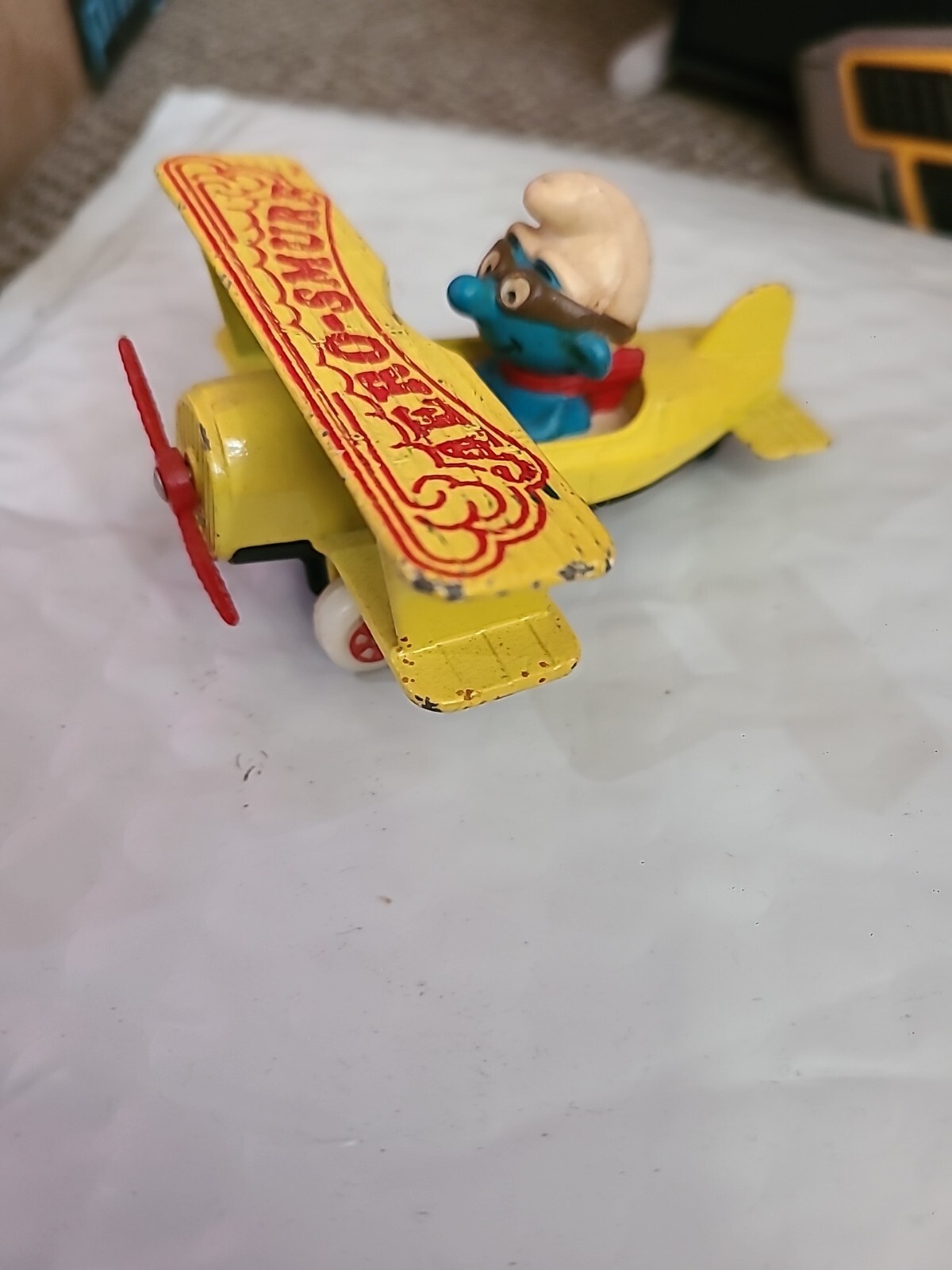 1982 Smurfs die cast plane #2 ERTL Co aero-smurf Vintage Toy Yellow ...