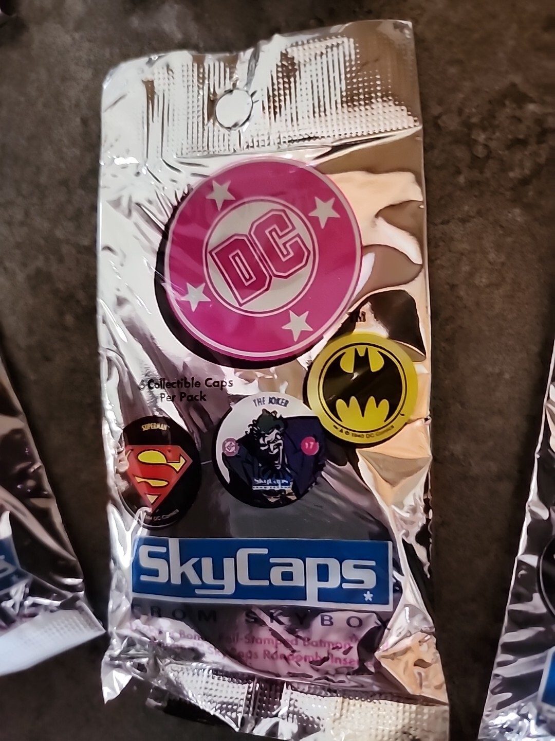 1993 DC Comics Skycaps From Skybox Sealed! Pack Batman, Superman ect ...