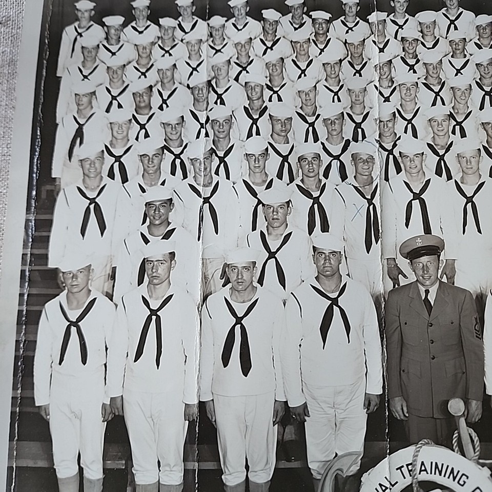 VINTAGE WWII PHOTO US NAVAL NAVY TRAINING CENTER SAMPSON NY July 1945 ...
