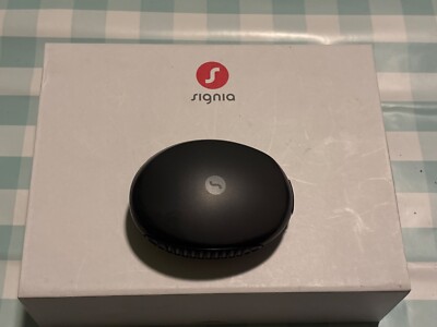 Signia Pure Charge and Go 1AX SLR Hearing Aids with Charger. 2 in ...