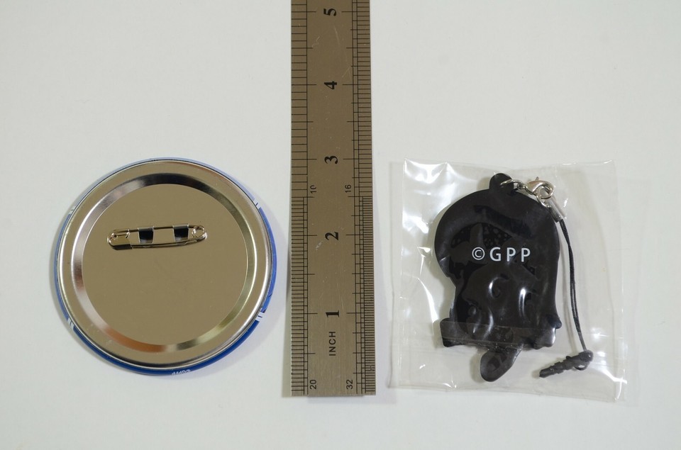 GIRLS und PANZER Mako Reizei Set Can Badge Rubber Keychain Japan Anime ...