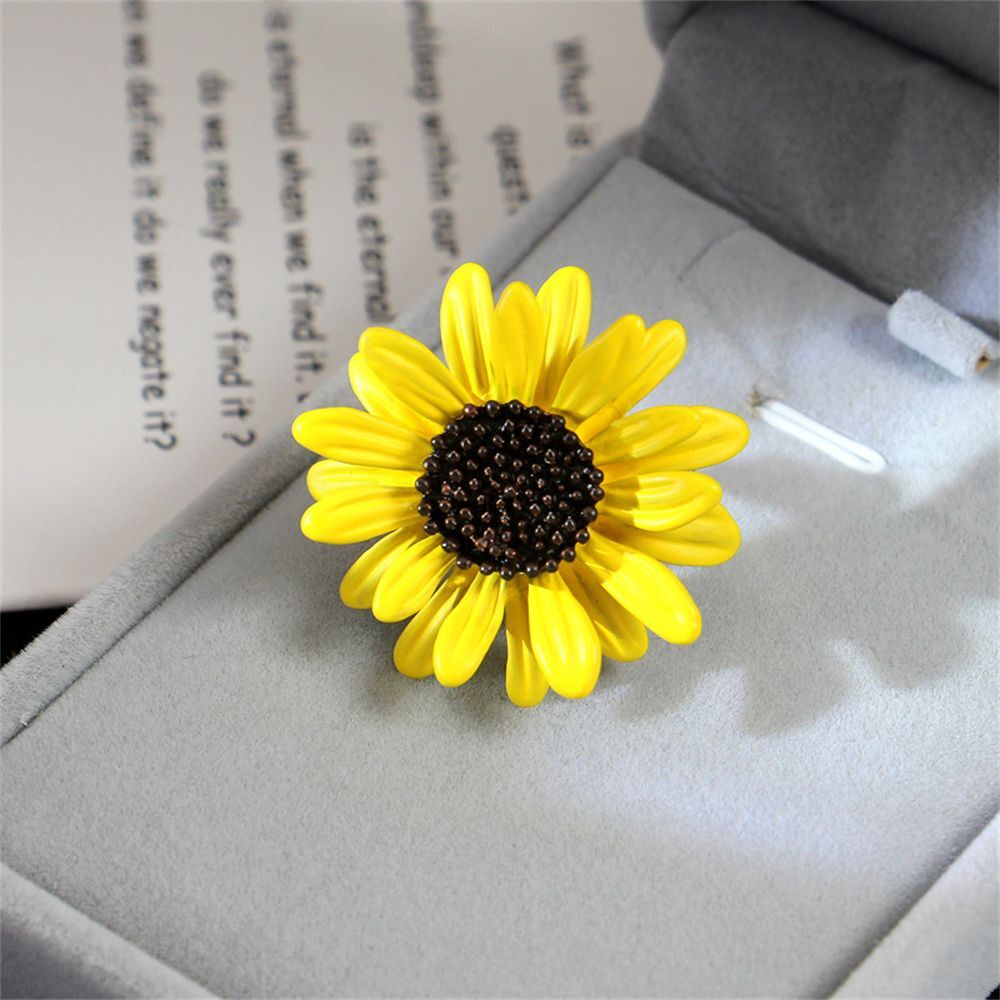 Fashion Jewelry Enamel Yellow Sunflower Pin Vintage Style Daisy Flower ...