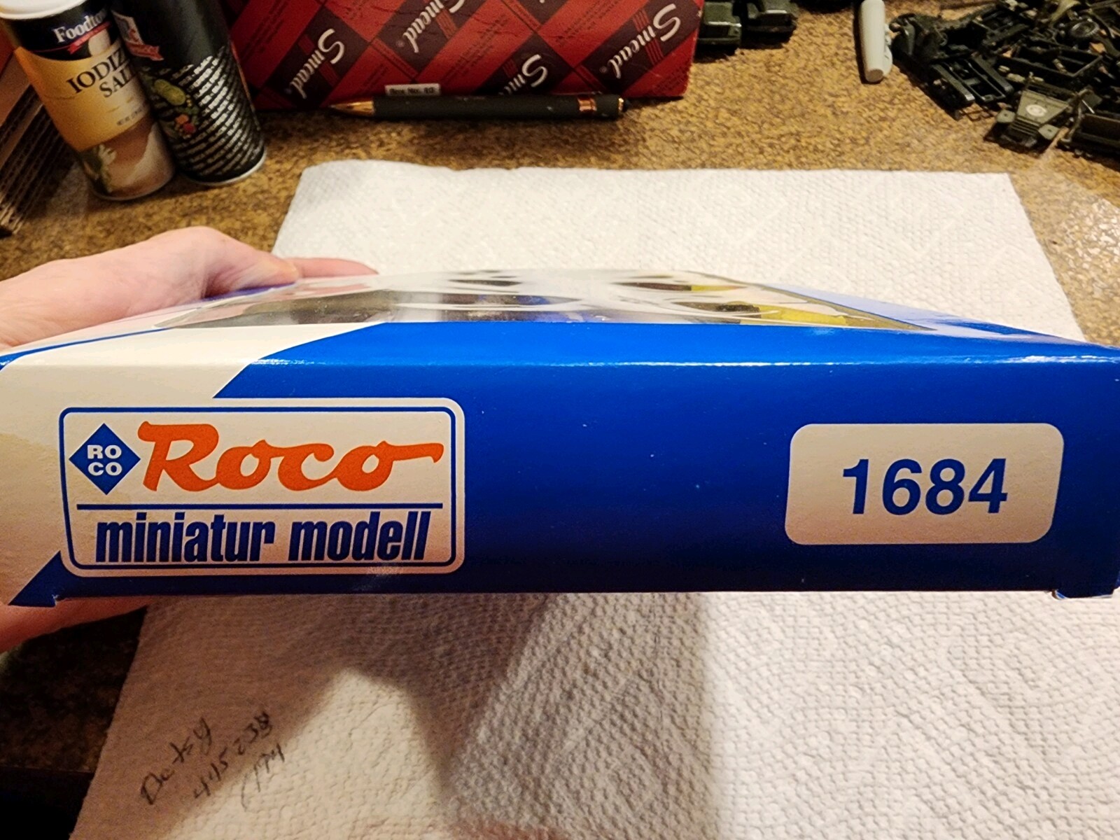 Roco Minitanks US M-978 Oshkosh HEMTT Fuel Tanker Set of 2 Civilian ...