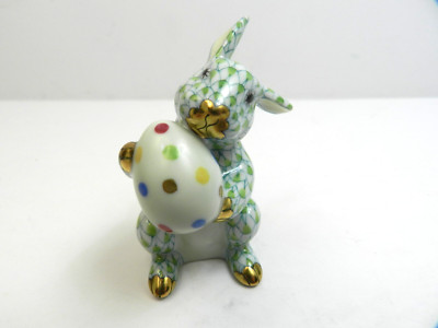 Herend Easter Bunny Rabbit with Egg, Key Lime Green Fishnet, #5436-0-00 ...