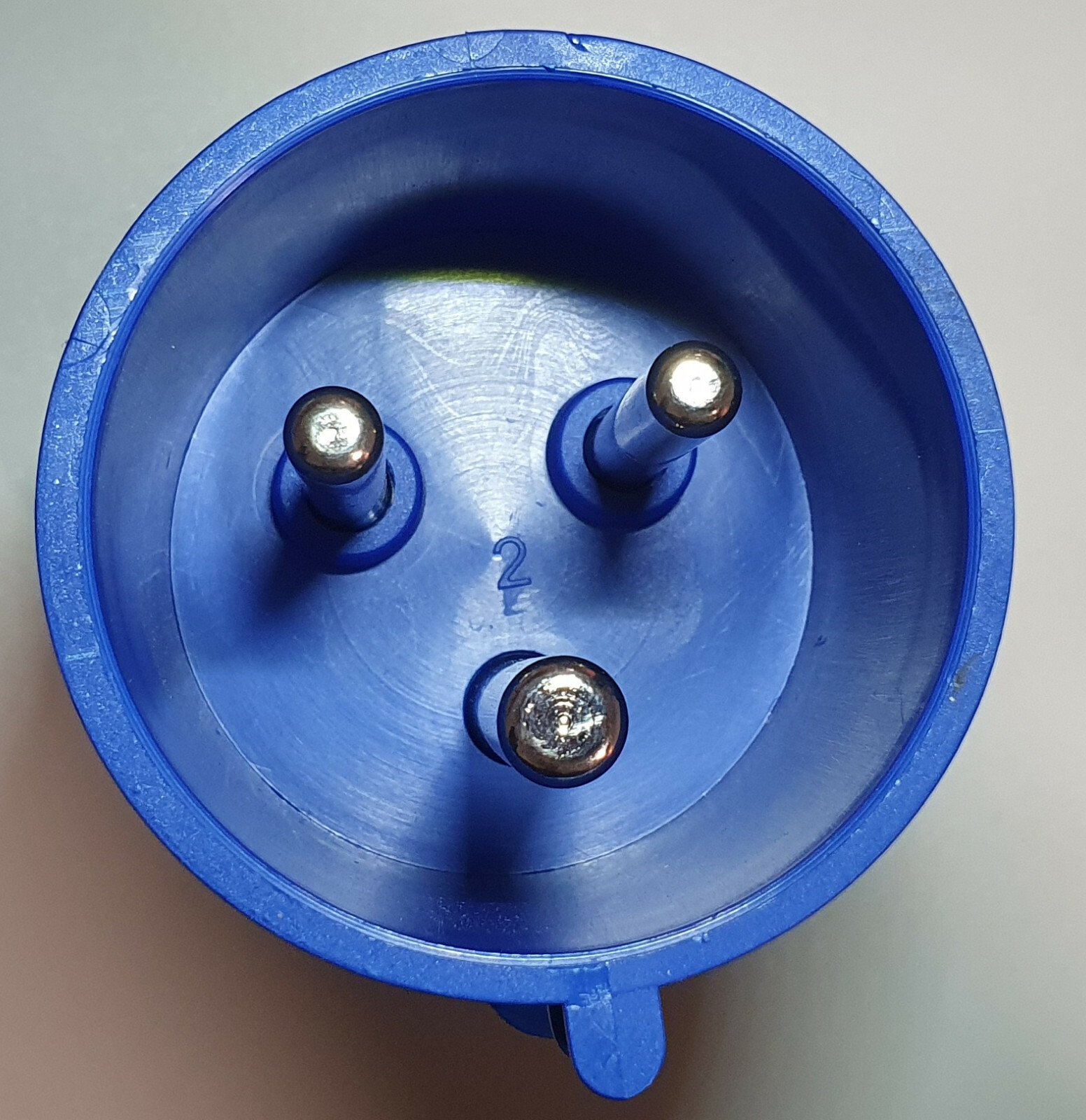 Blue Commando plug (Caravan Mains), European CEE IEC 32A 6h Type 023 ...