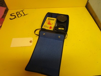 BEHA DIGITAL ILLUMINOMETER w/ CASE 93-1065F | eBay