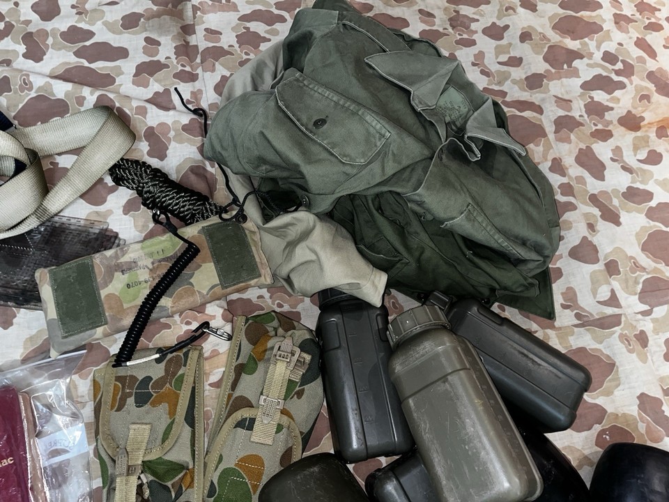 Random Pile Of Things Lot Military Army DPCU DPM Camping Webbing WW1 ...