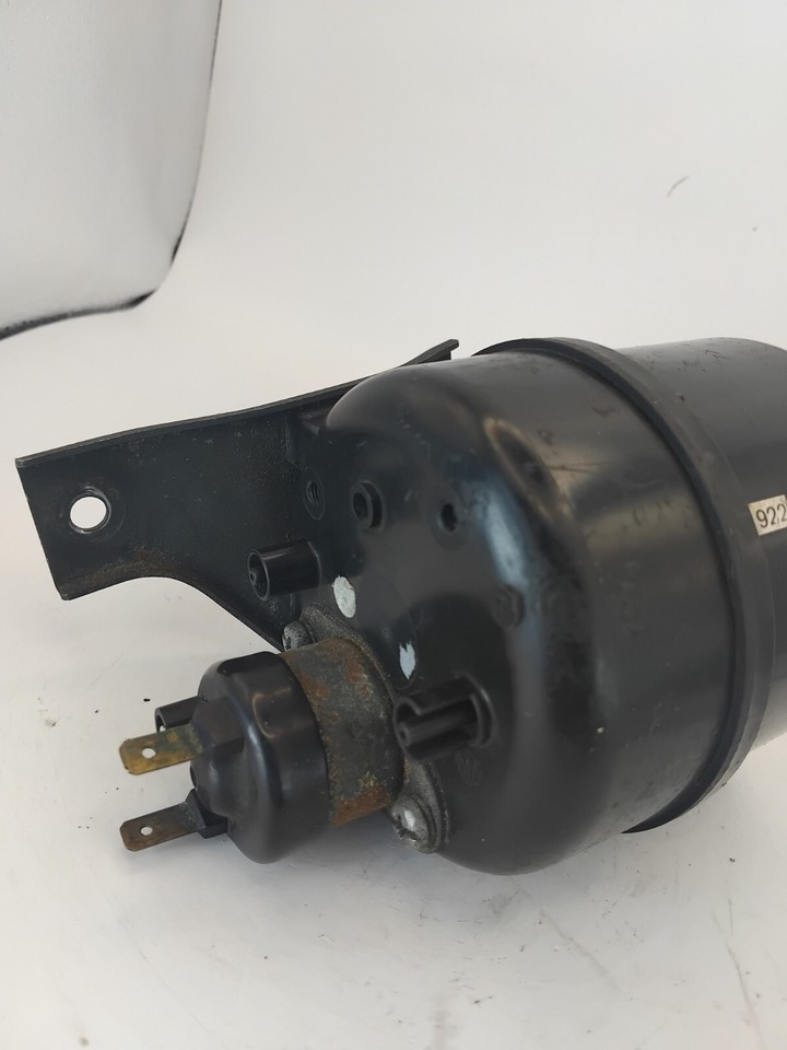 1984-1989 Nissan 300ZX Z31 Vacuum Tank Pump Canister Assembly Unit ...