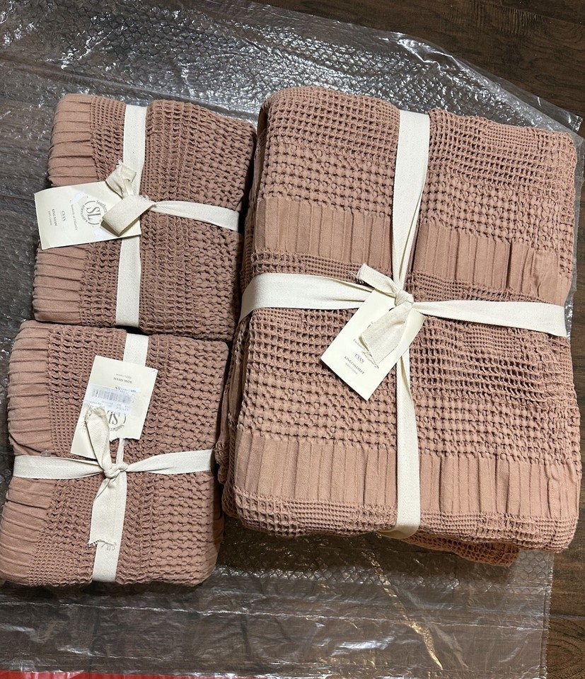 New Southern Living Simplicity Cyan King Coverlet & Shams | eBay