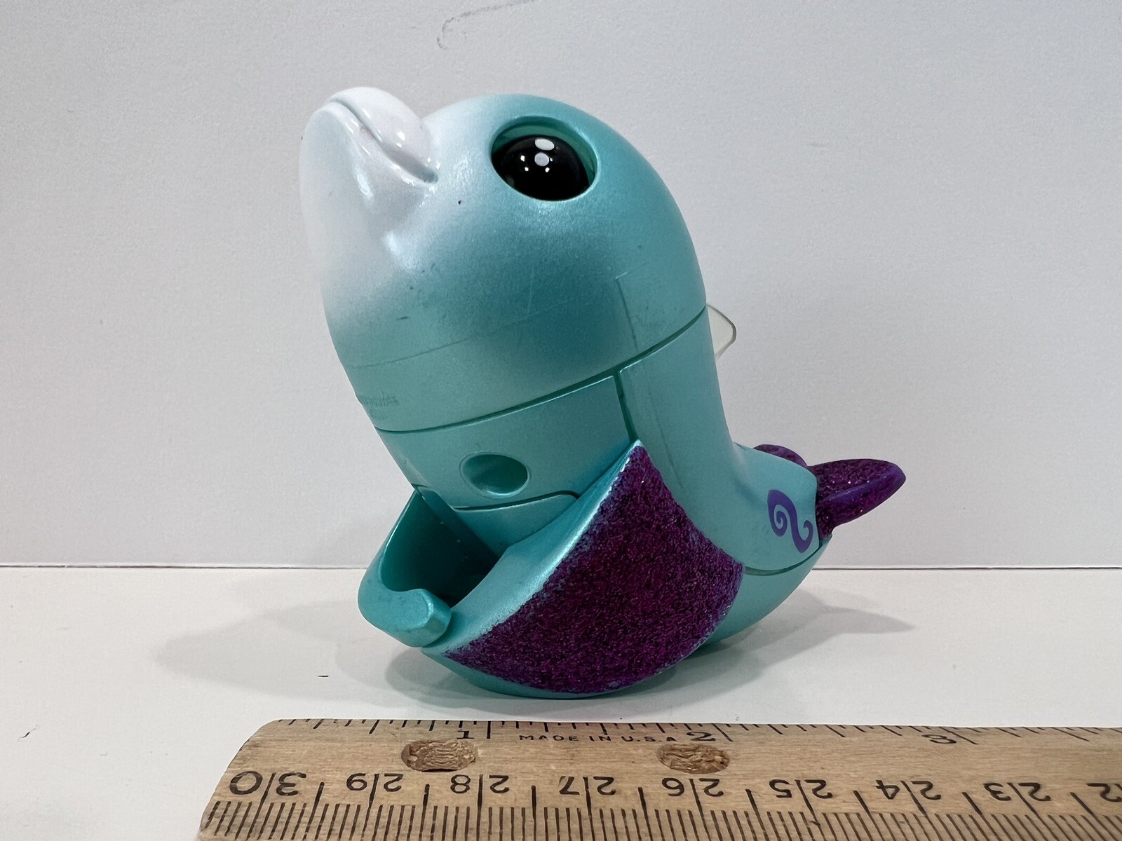 Wow Wee Fingerlings Baby Light-up Dolphin Aqua & Purple, Lights, Sounds ...