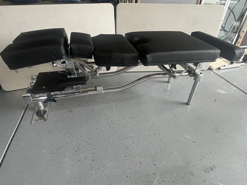 Zenith Stationary Chiropractic Adjusting Table | eBay