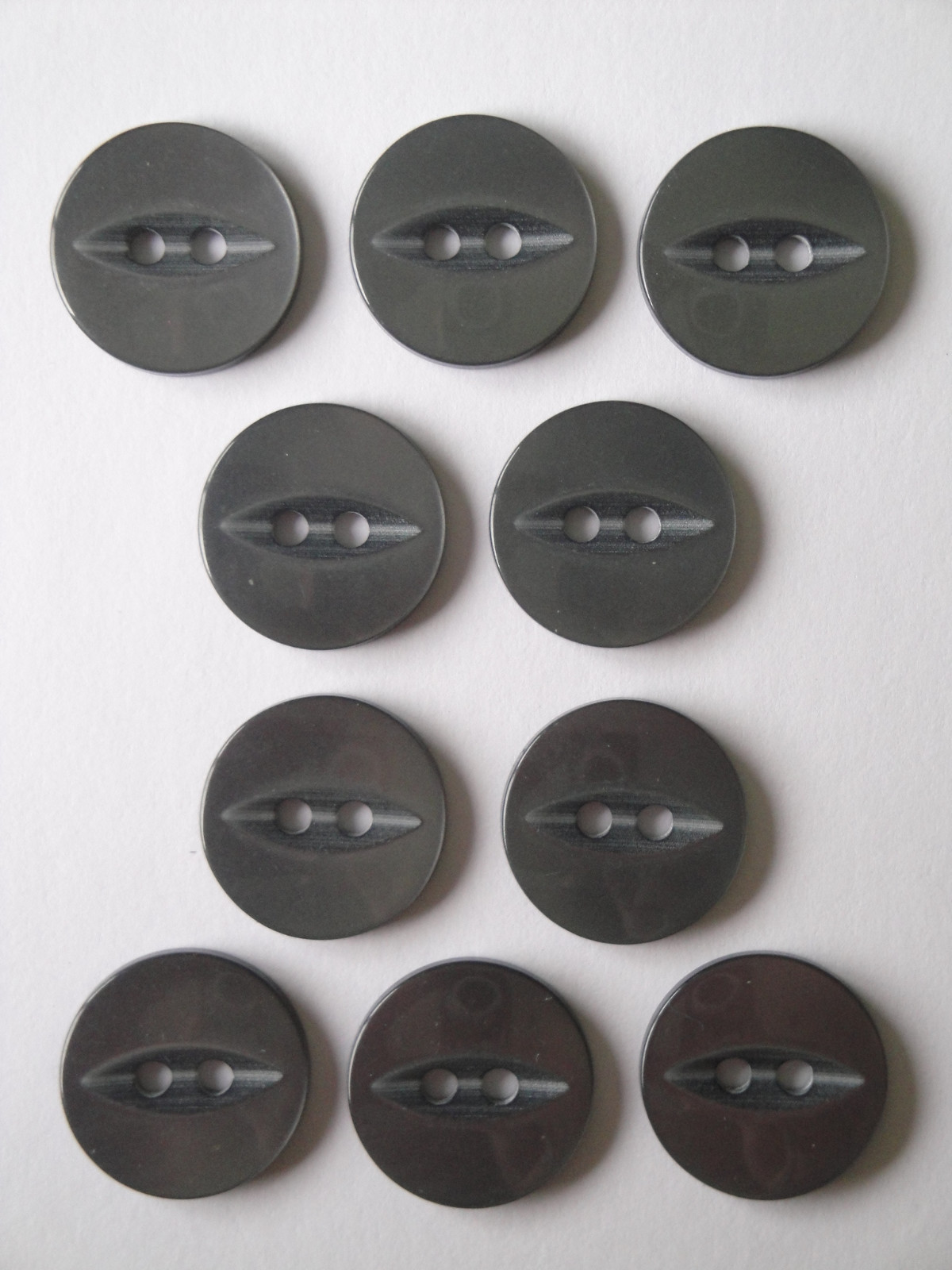 Fish Eye Buttons, Sewing, Sew-Through, Pack of 10, 4 Sizes and Over 20 ...