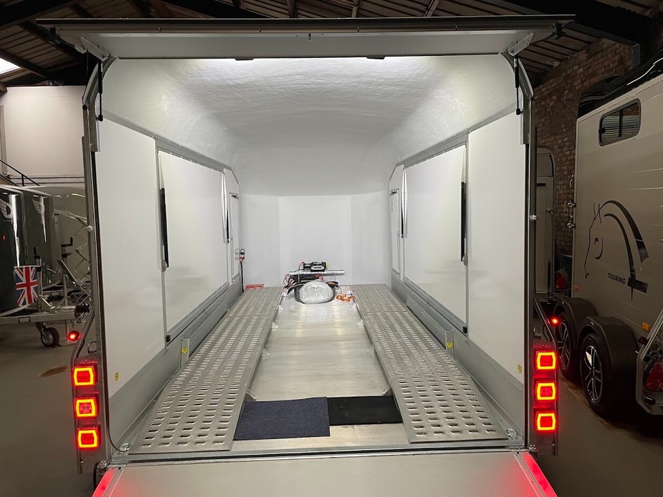 Debon C1000 Roadster Enclosed Car Transporter 3500KG Box Trailer *In ...