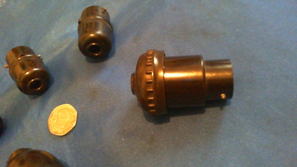 VINTAGE BAKELITE PENDANT LAMP B22 LAMP ADAPTORS / SWITCH CRABTREE ...