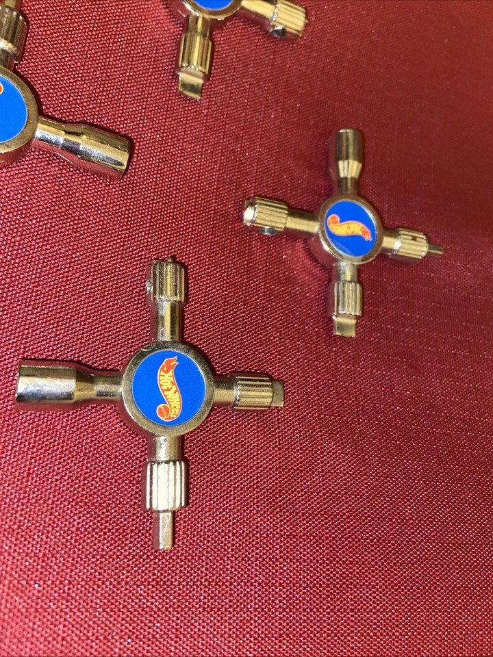 Vtg 1997 Metal Hot Wheels 4-Way Multi Tool -Flat Head - Phillips - Hex ...