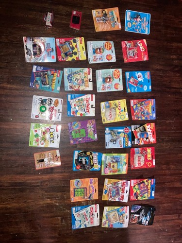 Lot of 30 Vintage Mini Board game Keychains BASIC FUN/FUN4ALL. 90's NIB ...