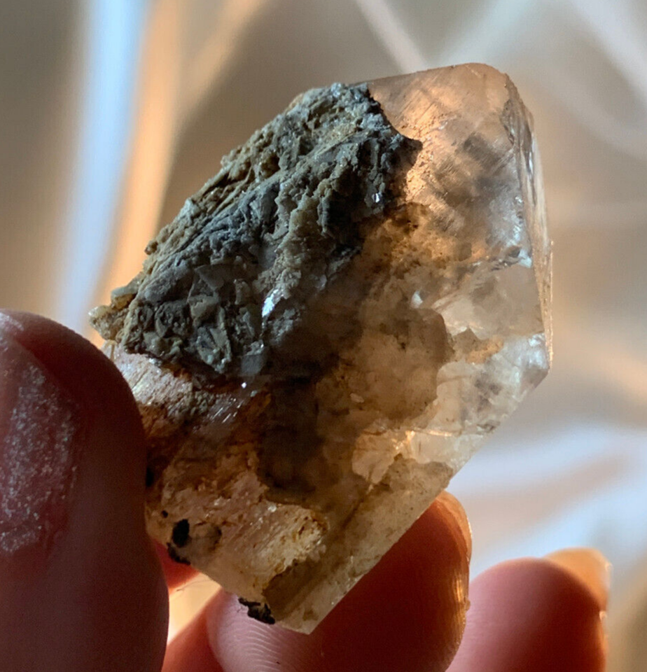 BEAUTIFUL RUSSIAN DANBURITE LARGE TERMINATED ANGEL VIBRATION SYNERGY 12 ...
