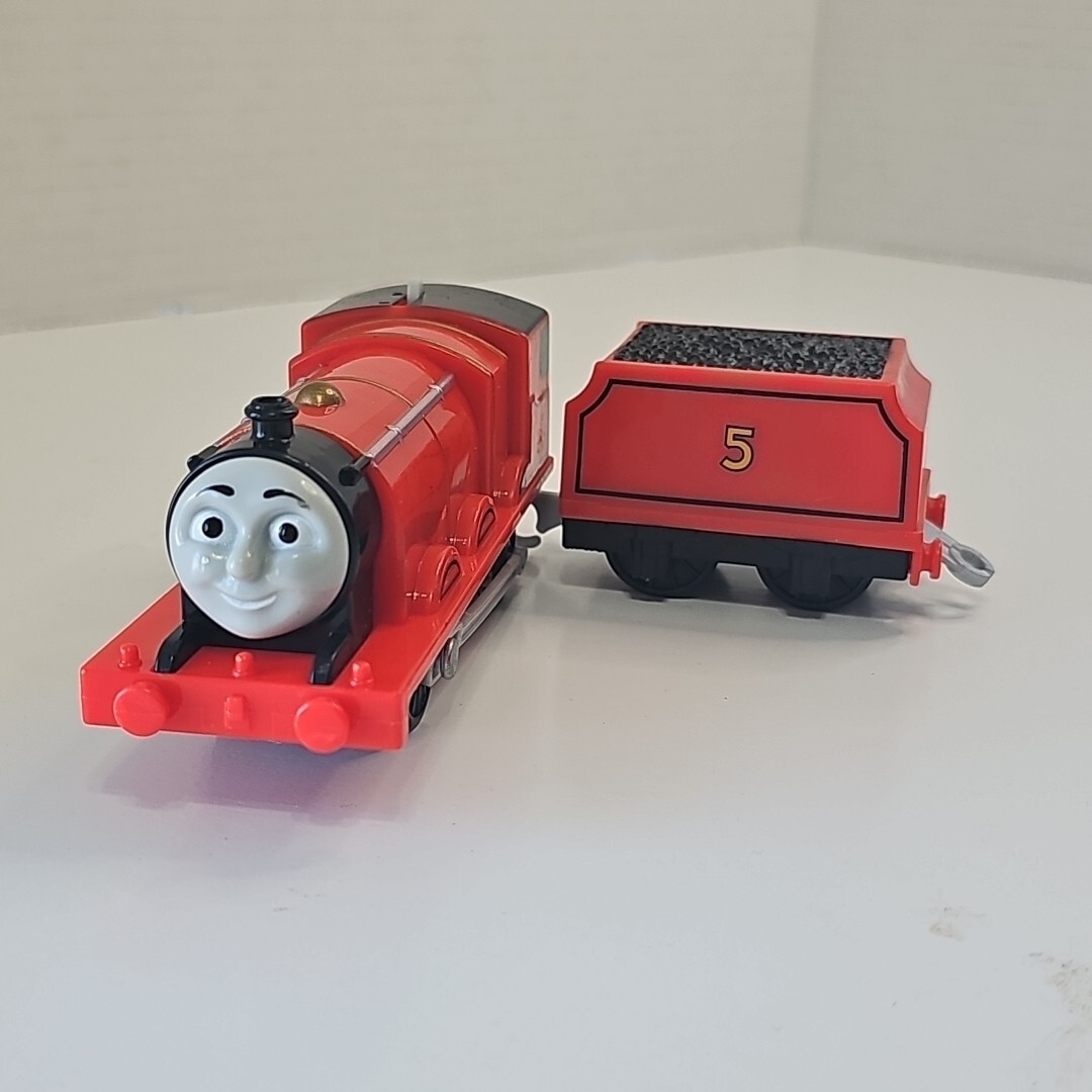 2013 Thomas The Train & Friends Motorized James Train With Coal Car | eBay