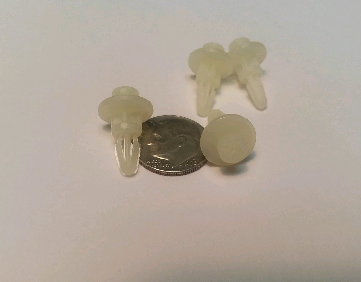 Lot of 400 Motherboard standoff plastic snap in M3 Regular standoff for ...