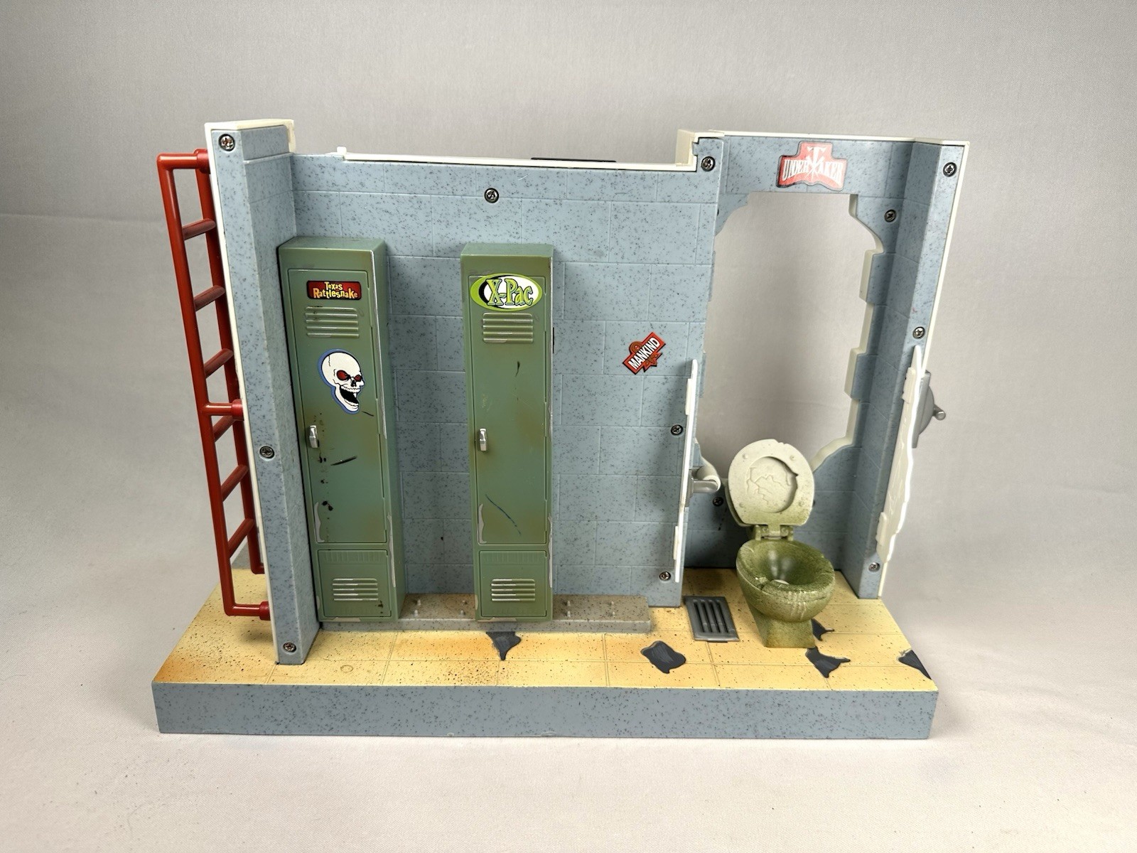 WWF Jakks Vintage Backstage Mayhem Wrestling Figure Play Set | WWE ...