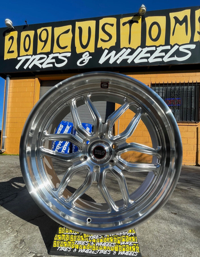 WELD OFF-ROAD Laguna 6 S114 22X9.5 6X139.7 ET25 Gloss Silver Machined ...