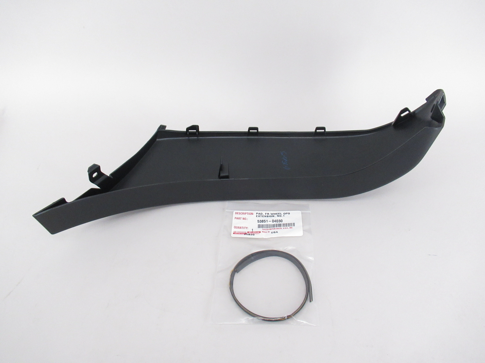 Genuine OEM Toyota 52113-04020 Driver fRont Bumper Extension Trim 2005 ...