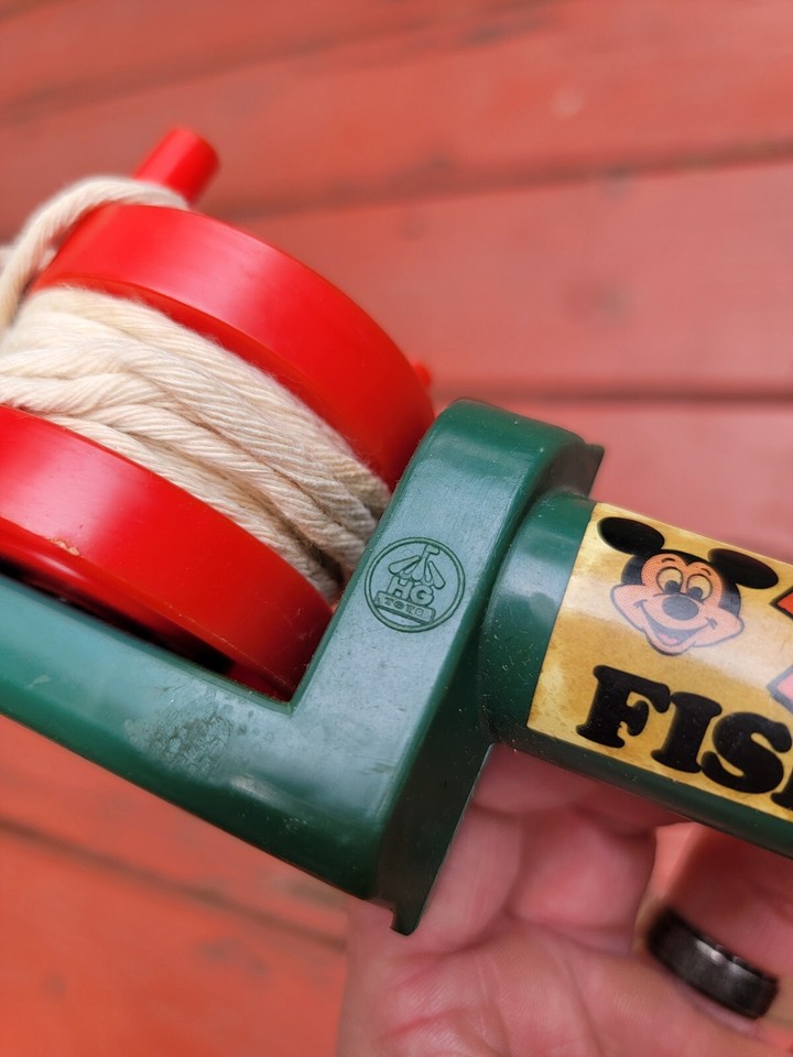 Vintage Walt Disney Kids Mickey Mouse Fishing Rod Pole By Hg Toys w ...