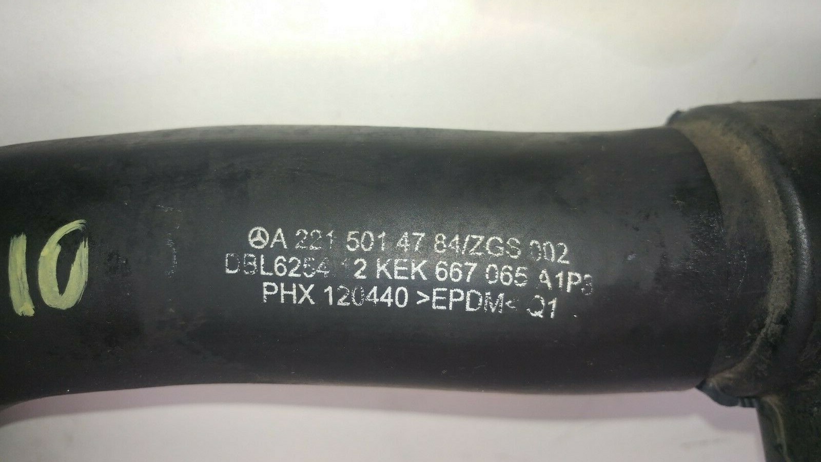 10-13 Mercedes W221 S400 Lower Radiator Cooling Hose Pipe 2215014784 ...