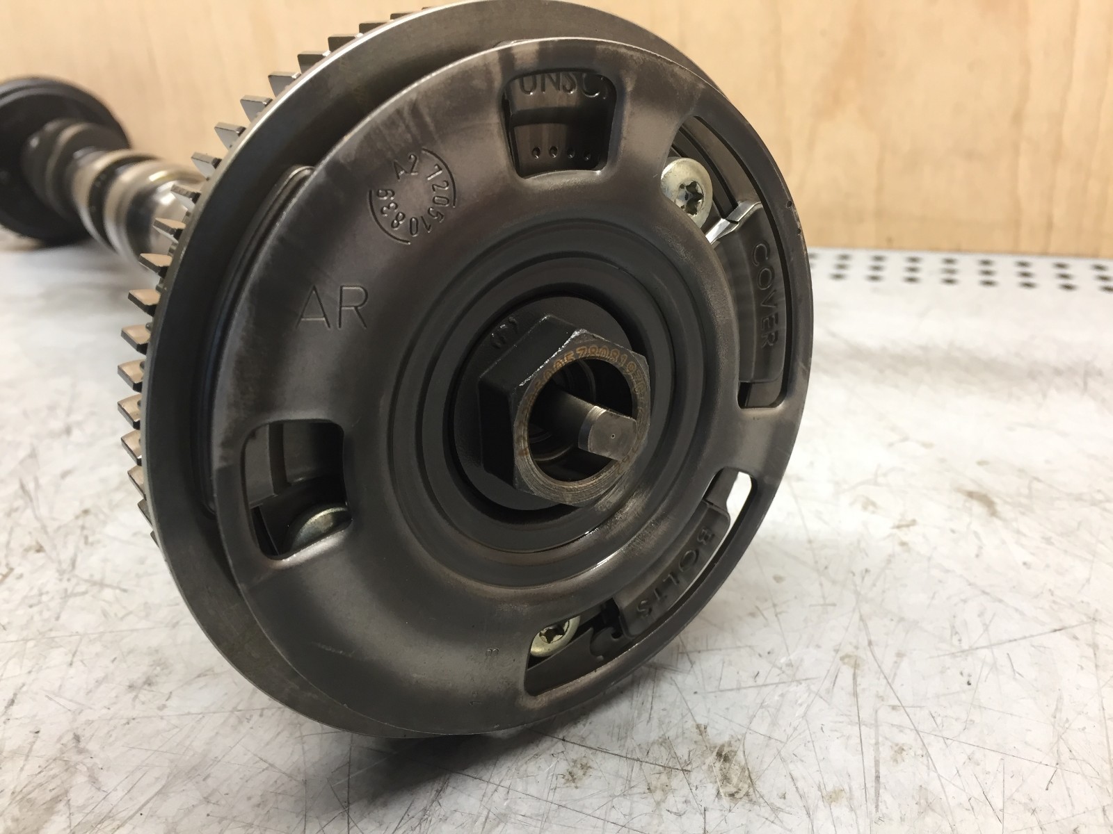 MERCEDES BENZ C-CLASS LOWER RIGHT DRIVER CYLINDER HEAD CAMSHAFT OEM ...